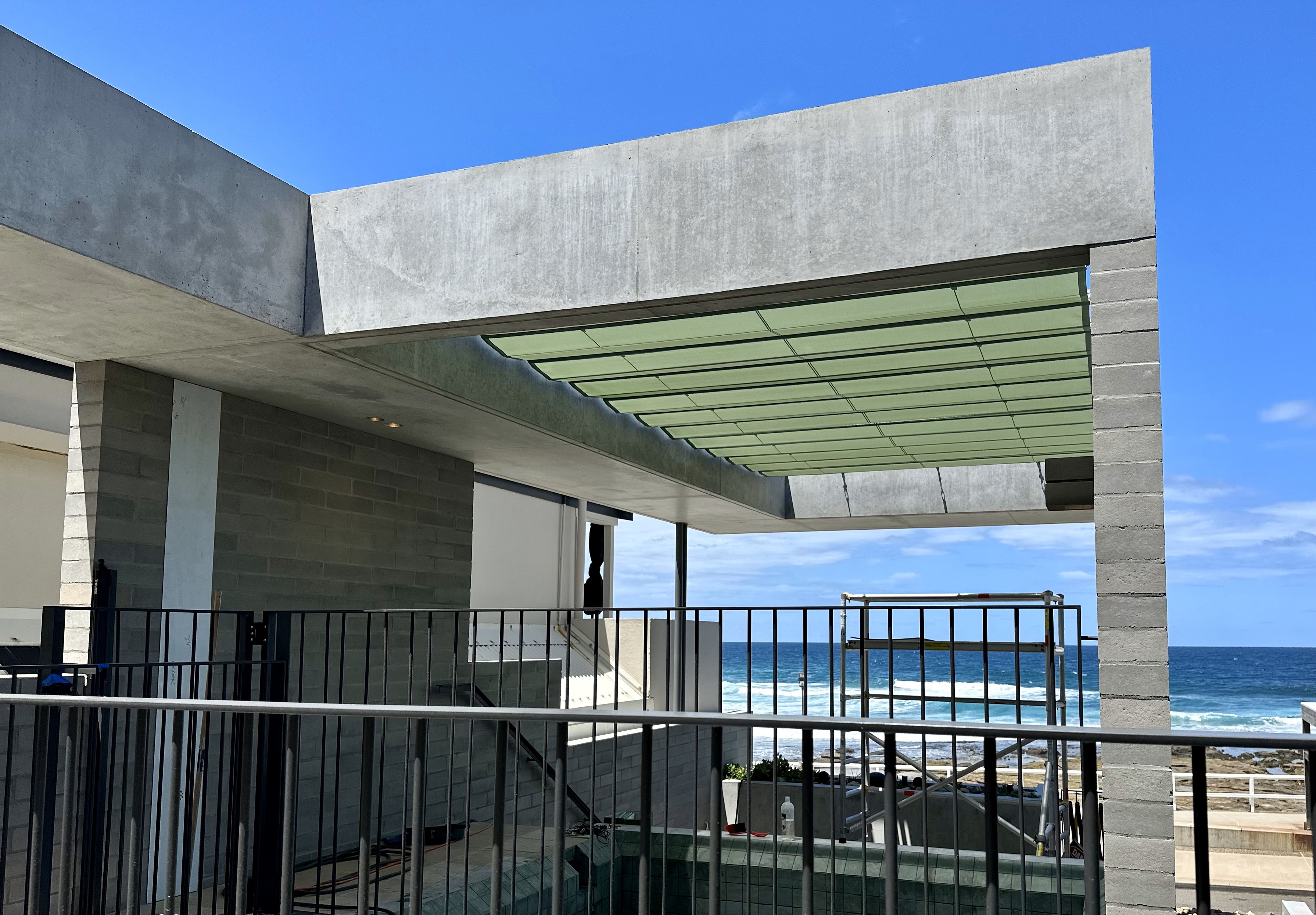 Shaderunner Retractable Shade - Newcastle, Lake Macquarie and Hunter Valley