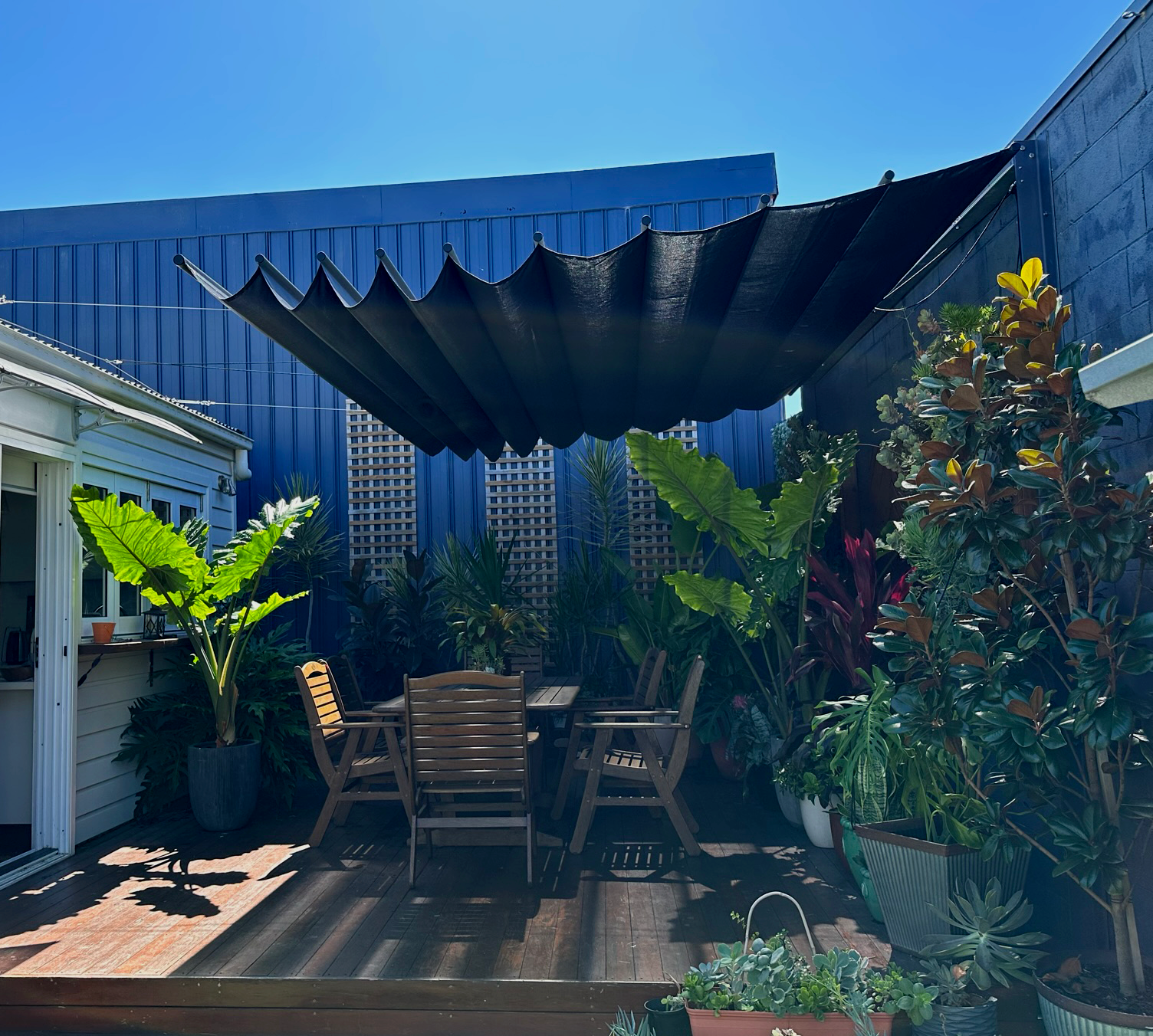 Shaderunner Retractable Shade - Newcastle, Lake Macquarie and Hunter Valley